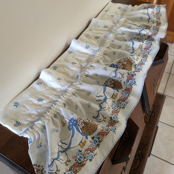 Vintage | Kitchen | Vintage Country Goose Design Kitchen Valance 98s ...